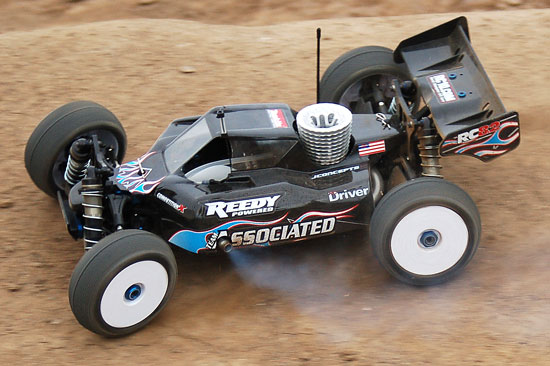 Team Associated RC8.2 Build - Part 4 - Front Suspension