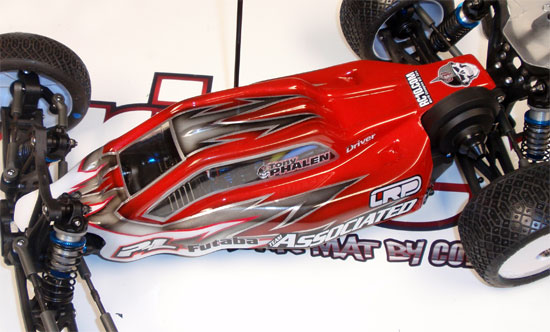 Team Associated B5M Build – Part 8 – Tires, Wheels and Body